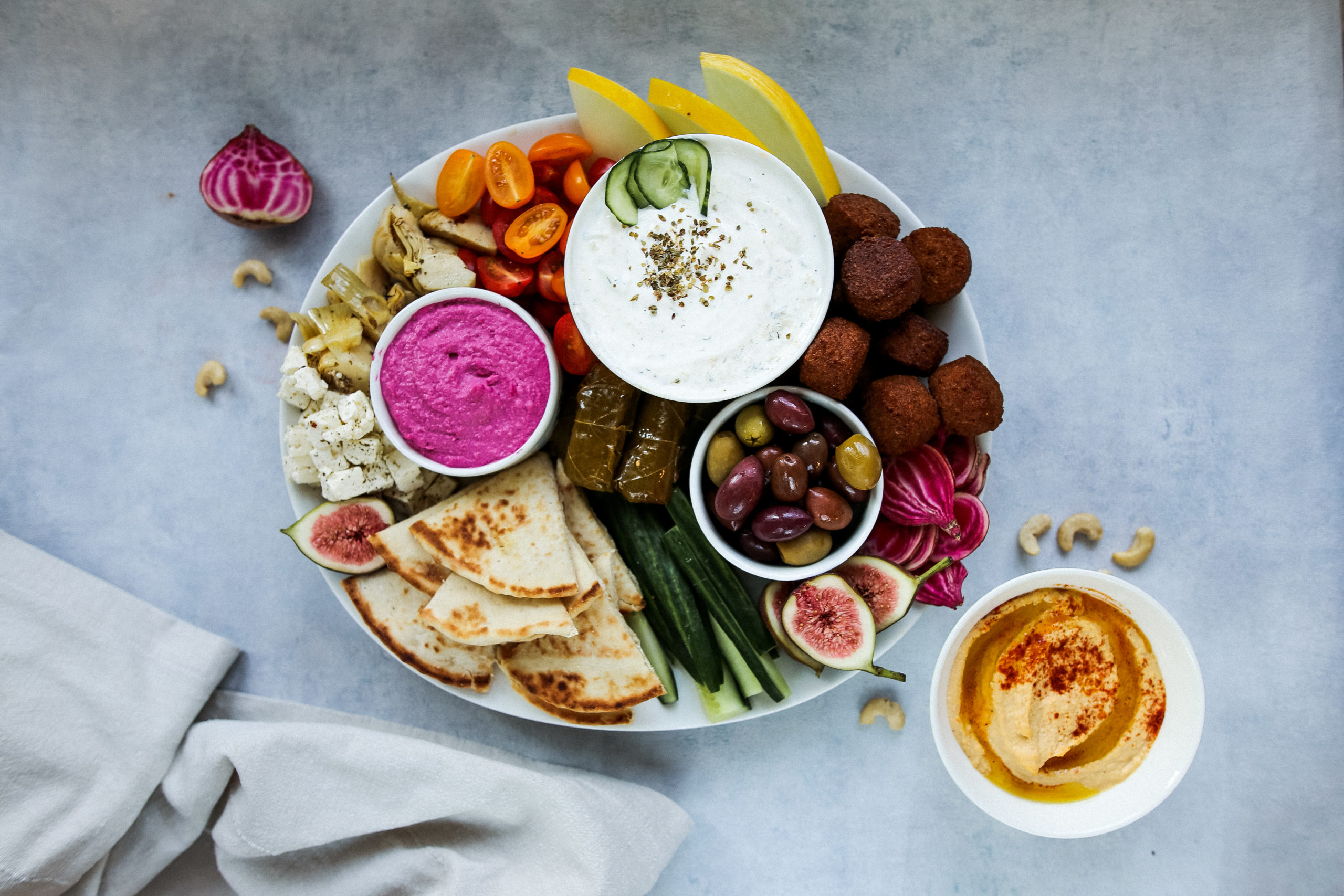 Piristystä pimeisiin iltoihin värikkäällä Meze-lautasella! - Toptravels